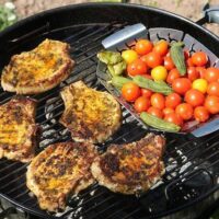 Comprehensive Barbecue Guide: Tips, Techniques & Recipes.
